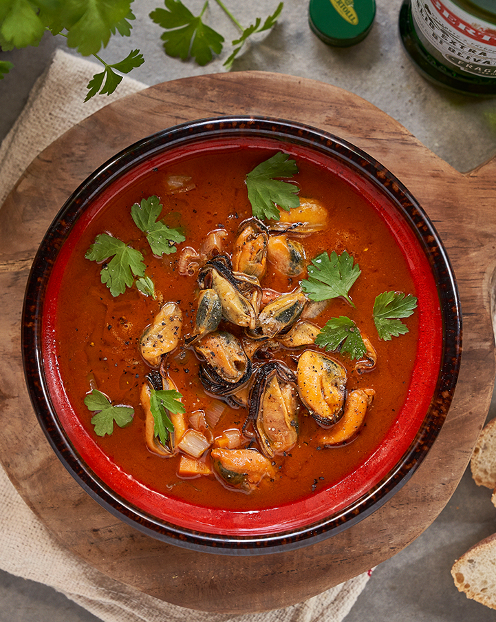 THE RECIPE IS SIMPLE: MUSSELS with orange